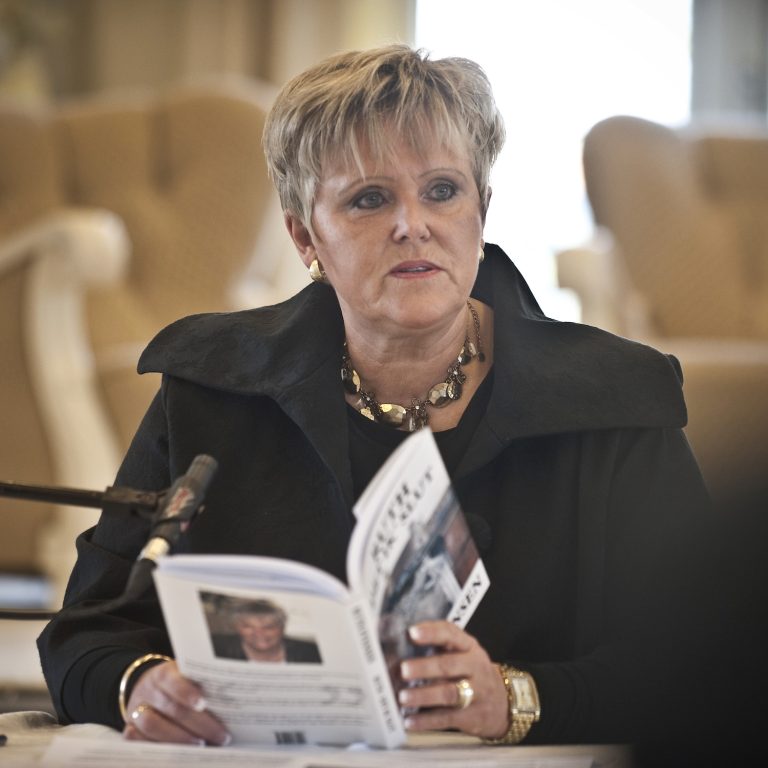 Afhopper fra Faderhuset: Unge kristne TikTokere er instrumenter for ...